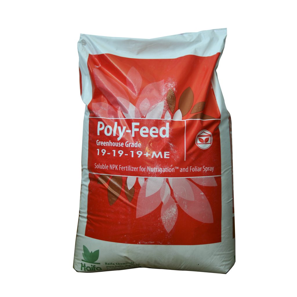 Poly-Feed 20-20-20+ME - AgroInnovation - Ingrasamant NPK